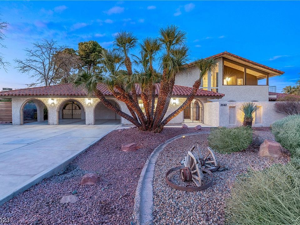 2562 Casey Dr, Las Vegas, NV 89120 | Zillow