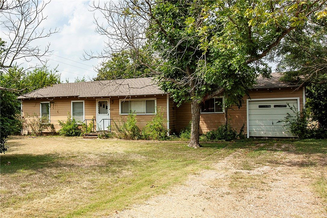 222 S Fairpark St, Riesel, TX 76682 | MLS #224837 | Zillow