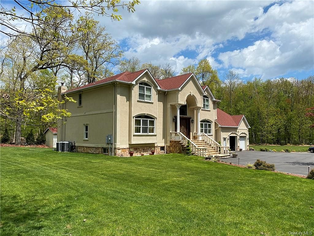 10 Addison Boyce Dr, New City, NY 10956 | Zillow