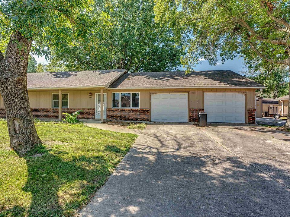 3016 Brooking Park Ave, Sedalia, MO 65301 | MLS #95977 | Zillow
