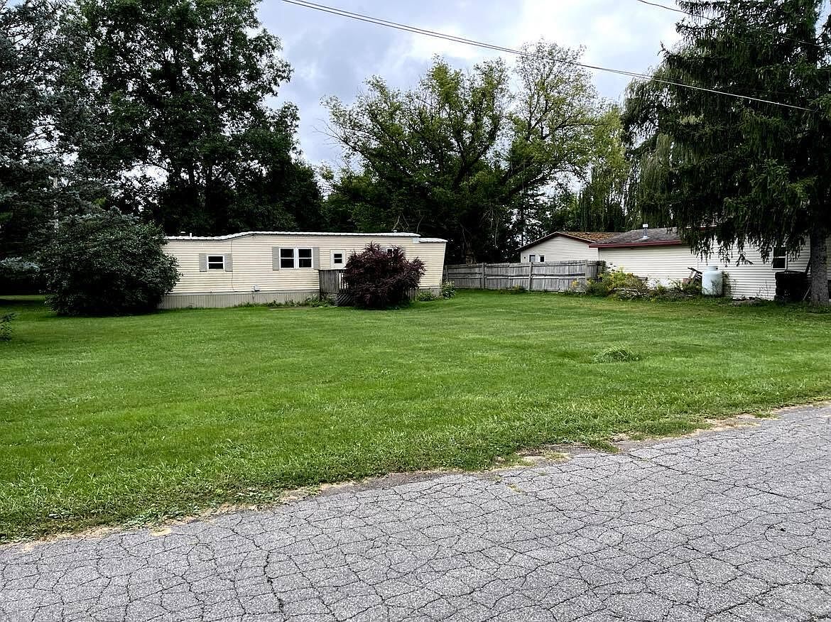 497 Jackson St, Sunfield, MI 48890 | Zillow