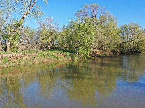 13 Peterson Rd, Peebles, OH 45660 | Zillow