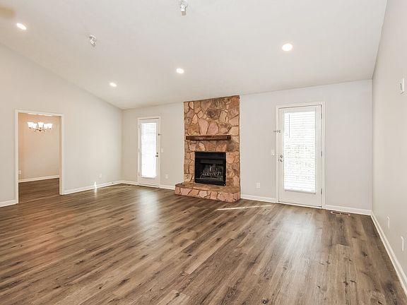 2752 Hawk Trce, Marietta, GA 30066 | Zillow