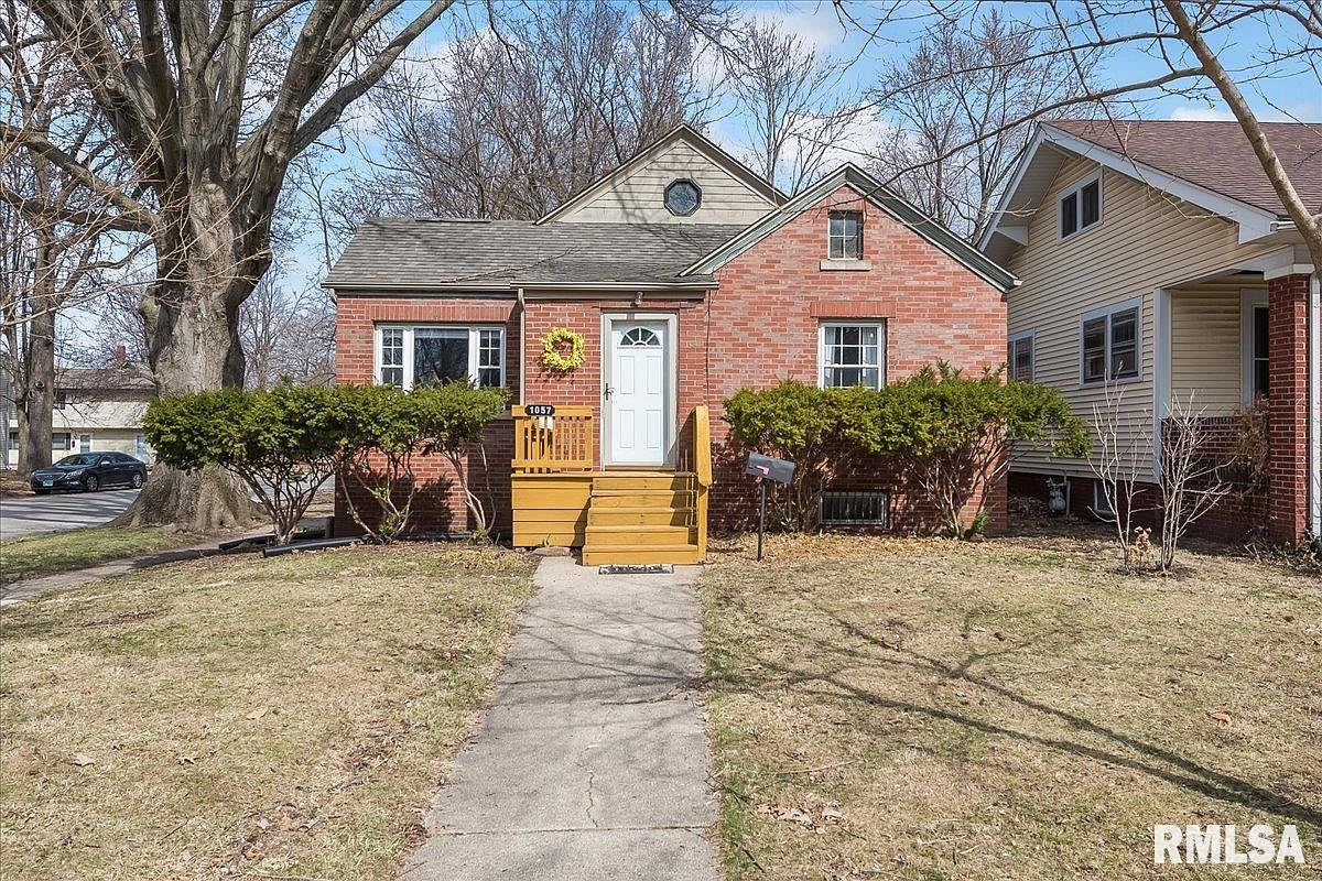 1057 W Edwards St, Springfield, IL 62704 | Zillow