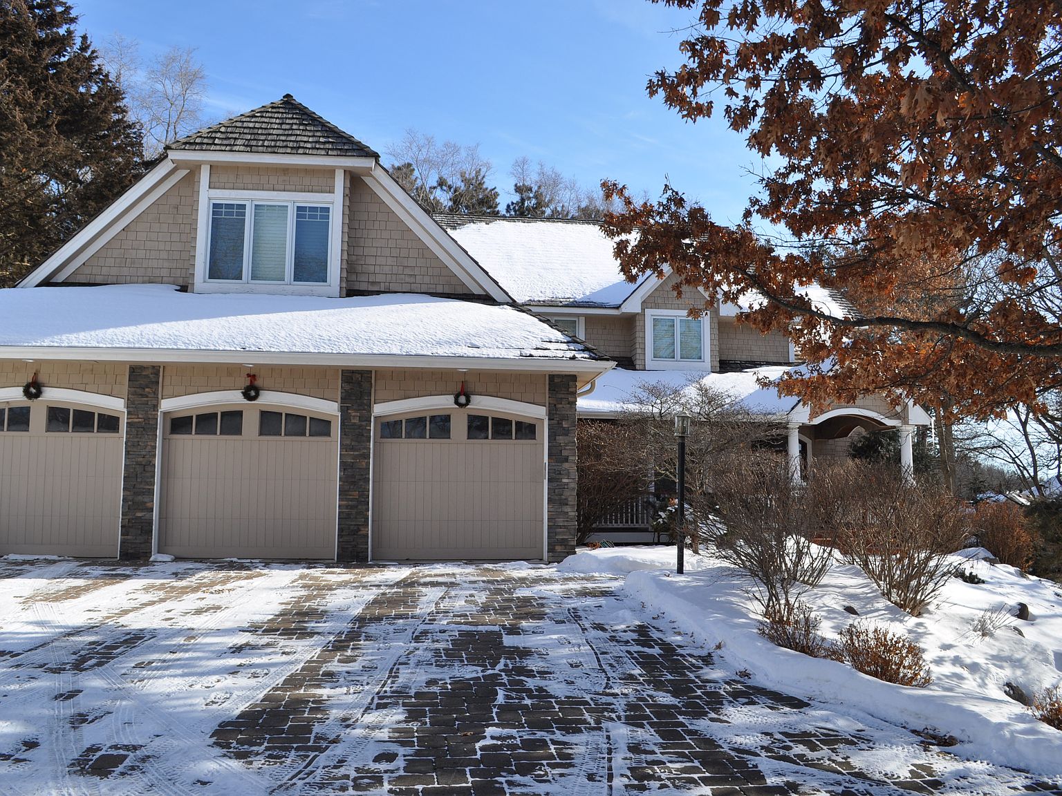 11498 Landing Rd, Eden Prairie, MN 55347 | Zillow
