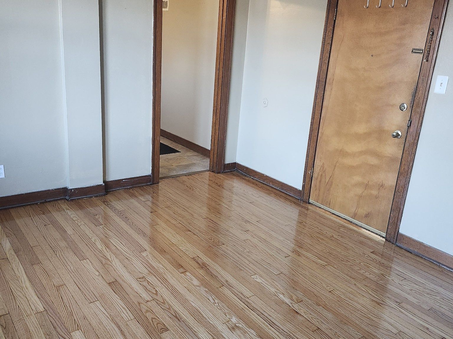 4249 Hohman Ave APT 2B, Hammond, IN 46327 | Zillow