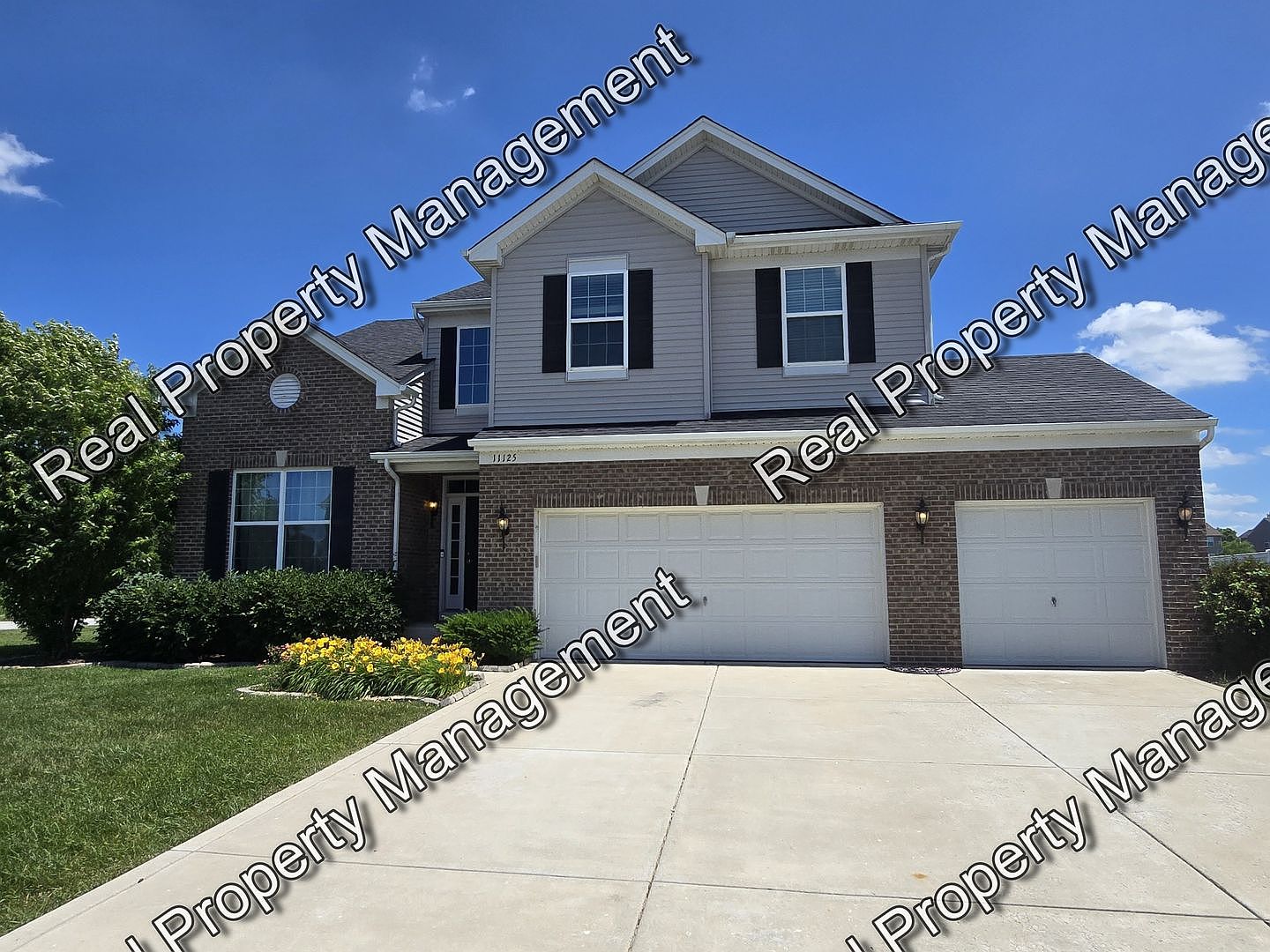 11125 Louisiana St, Crown Point, IN 46307 | Zillow