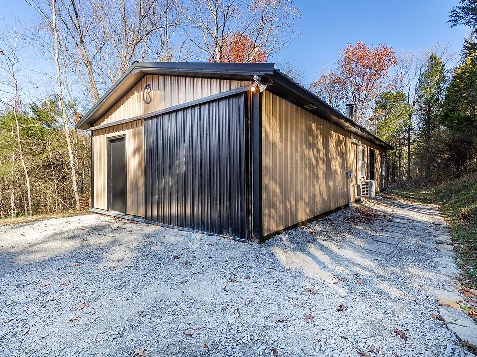 9559 Stoops Rd, Dillsboro, IN 47018 | MLS #202218 | Zillow
