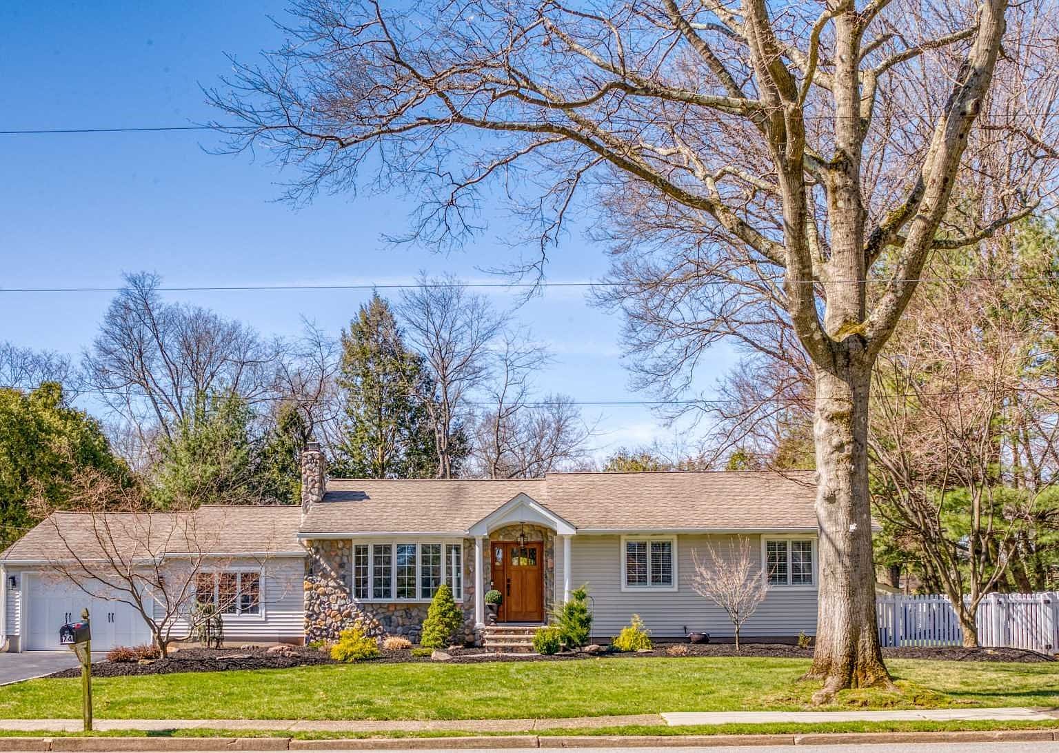 74 Charles Pl, Old Tappan, NJ 07675 | Zillow