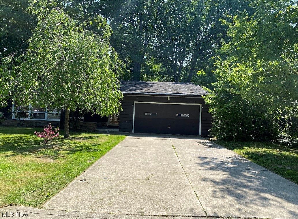 3574 Atherstone Rd, Cleveland Heights, OH 44121 | Zillow