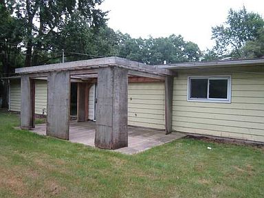 3652 Devon Hill Rd, Toledo, OH 43606 | Zillow