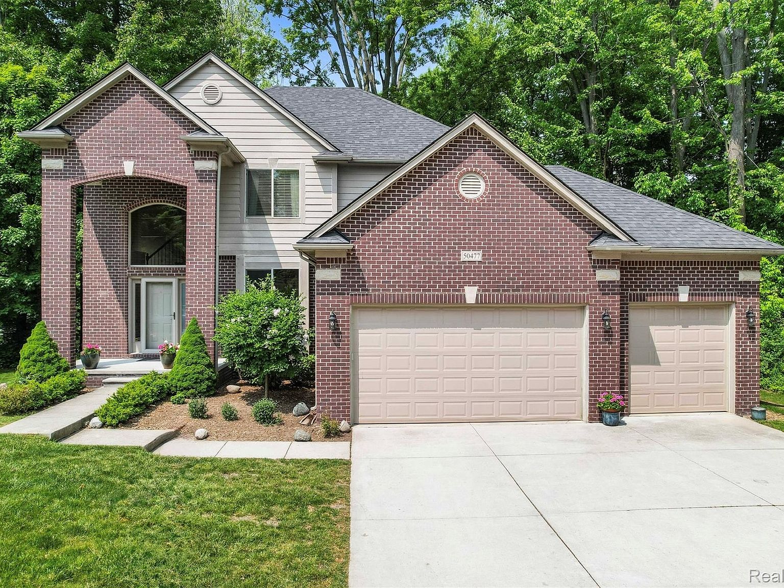 50477 Edith St, Chesterfield, MI 48047 | Zillow