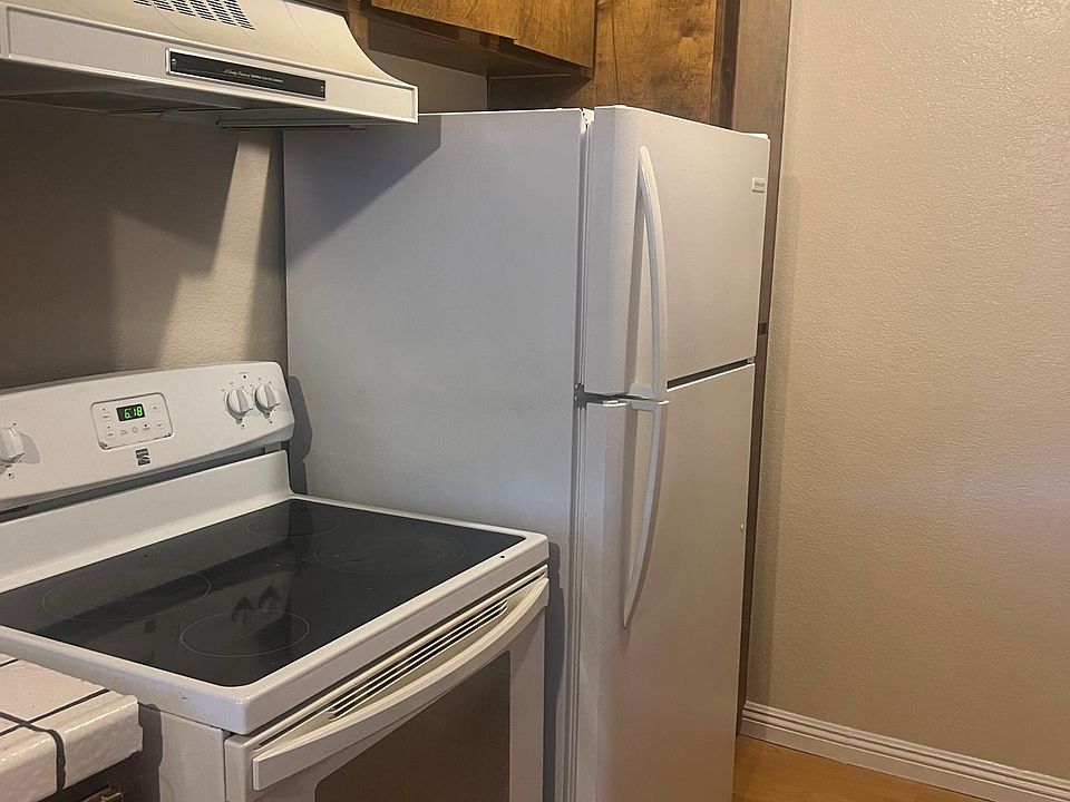 1490 Gabilan Dr #2, Hollister, CA 95023 | Zillow