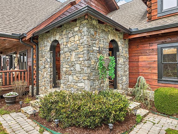 89 Monteagle Dr, Waynesville, NC 28786 | Zillow