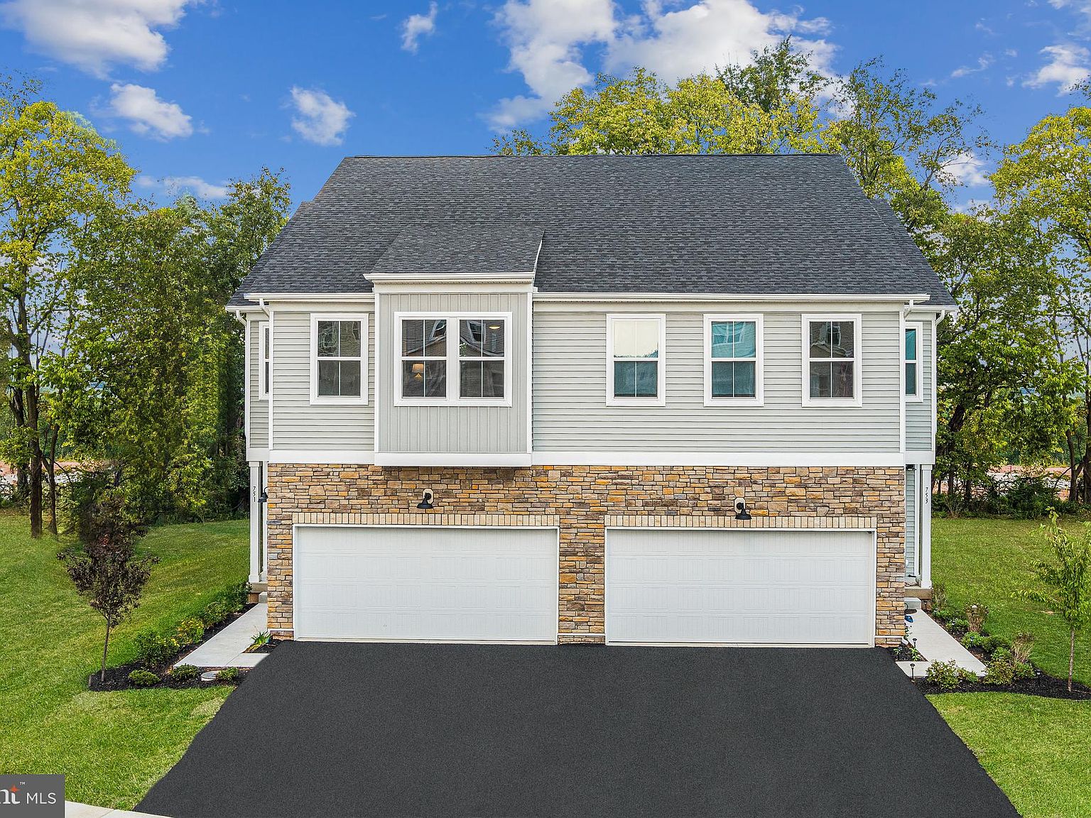 851 Pecan Rd, Spring City, PA 19475 | Zillow