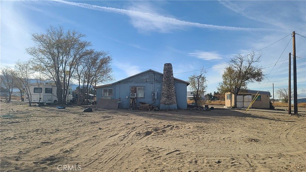 4283-4285 Smoke Tree Rd, Phelan, CA 92371 | Zillow