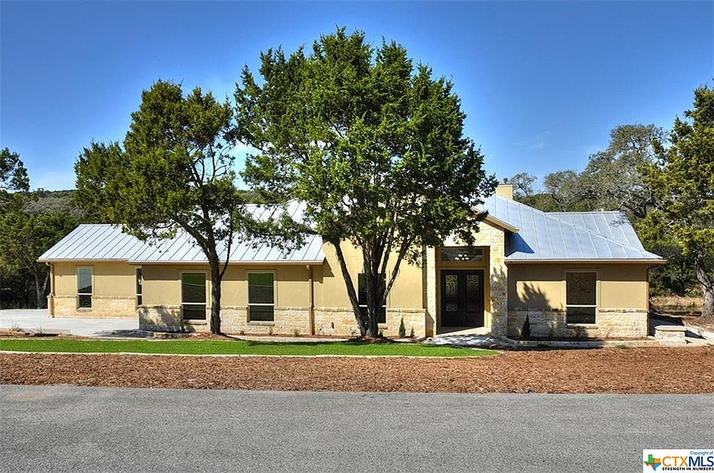 1021 Moonlight Dr, Canyon Lake, TX 78133 | Zillow