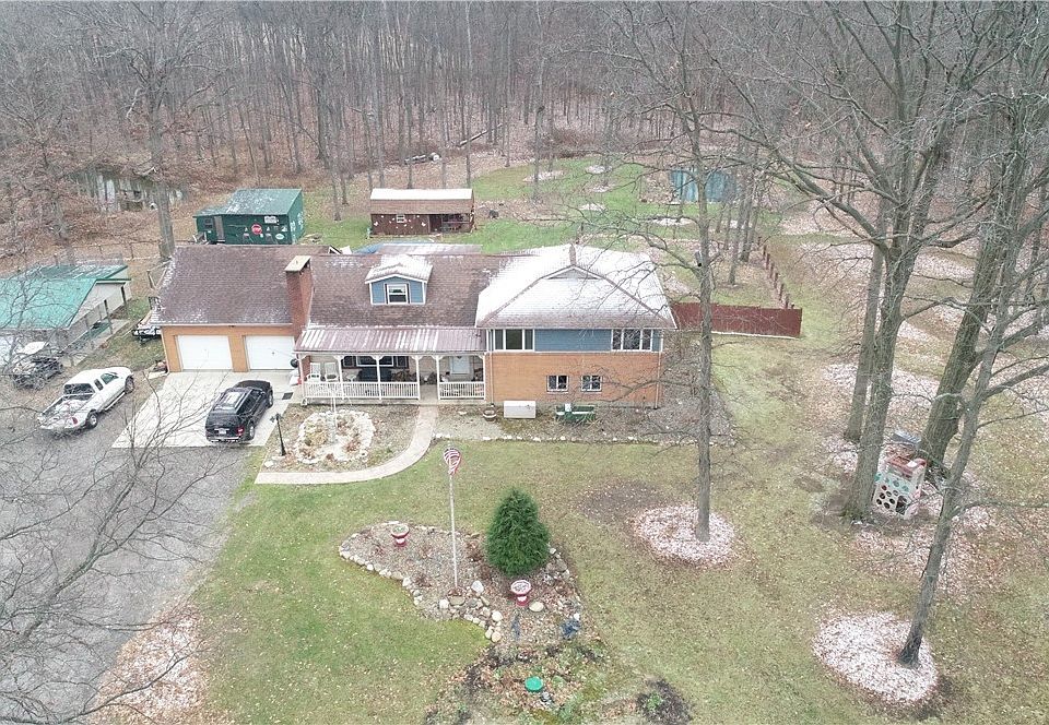 3096 Wayland Rd, Diamond, OH 44412 | Zillow