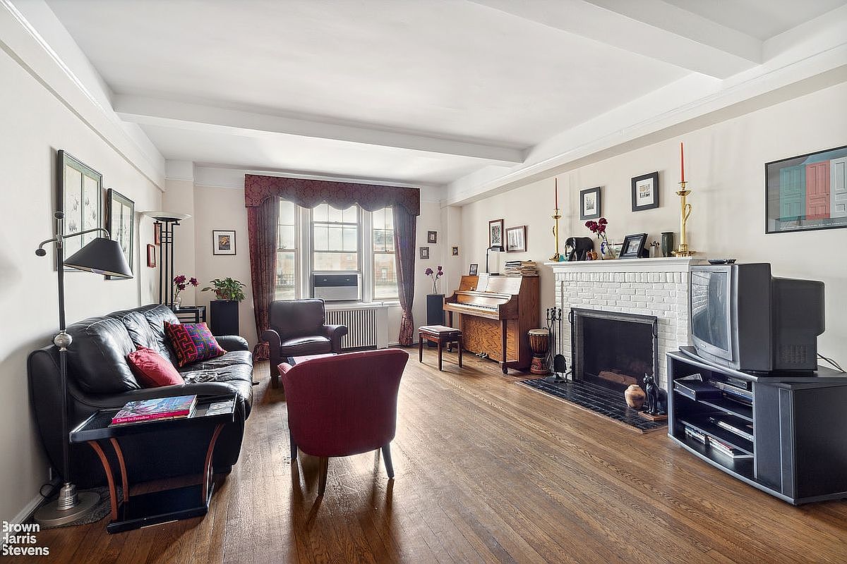 45 Christopher St APT 5A, New York, NY 10014 | Zillow