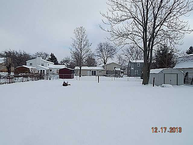 117 Springwood Dr W, Oregon, OH 43616 | Zillow