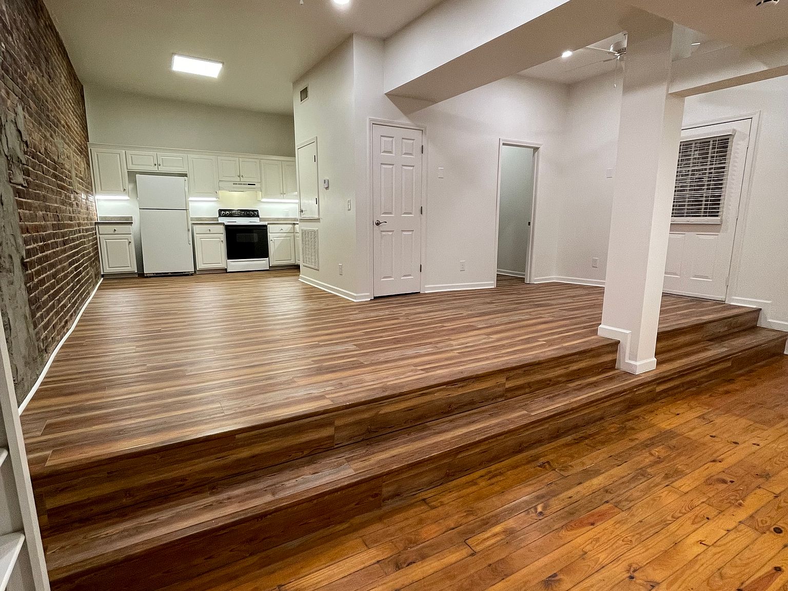 127 W Bankhead St #C, New Albany, MS 38652 | Zillow