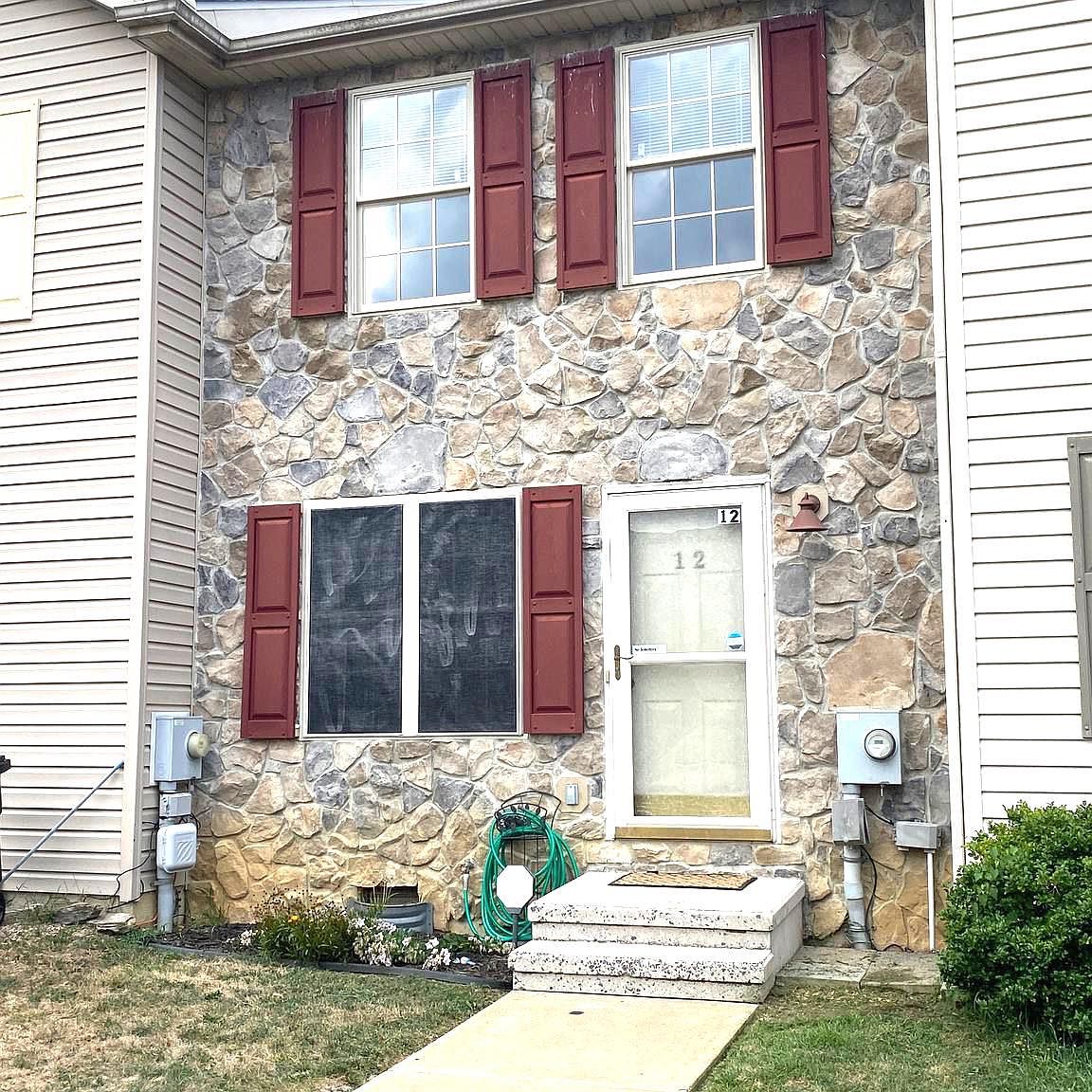 12 Jonathan Ct, Inwood, WV 25428 | Zillow