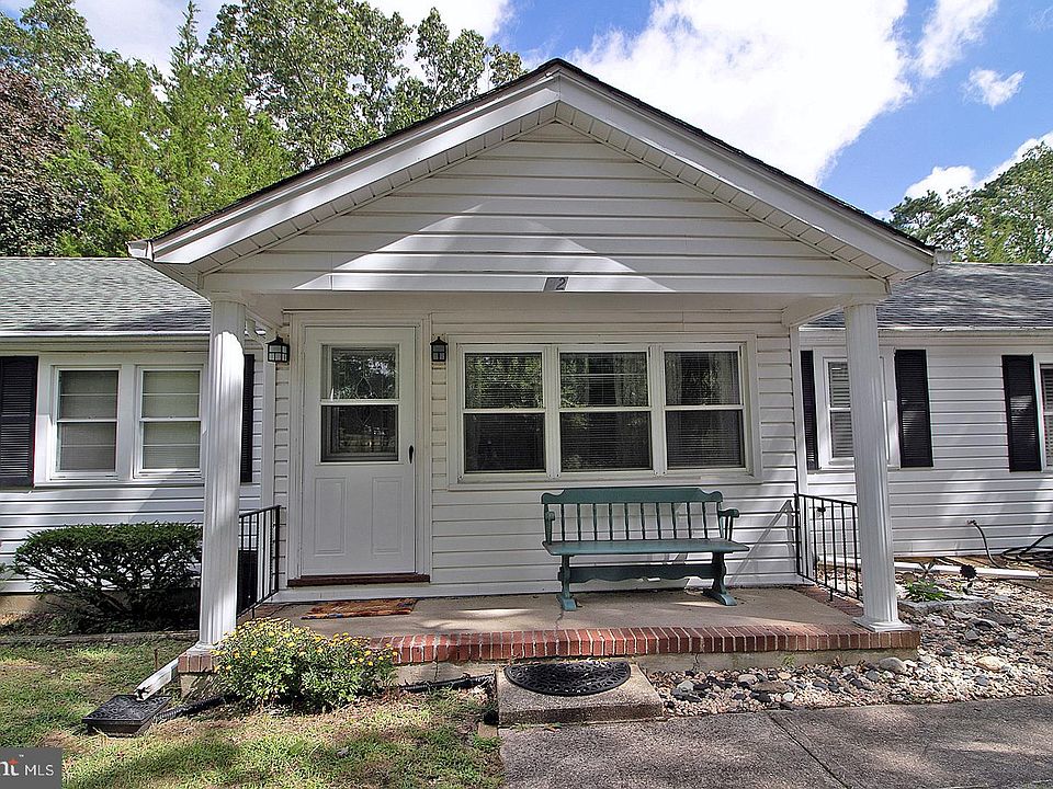 82 Burr St, Barnegat, NJ 08005 | Zillow