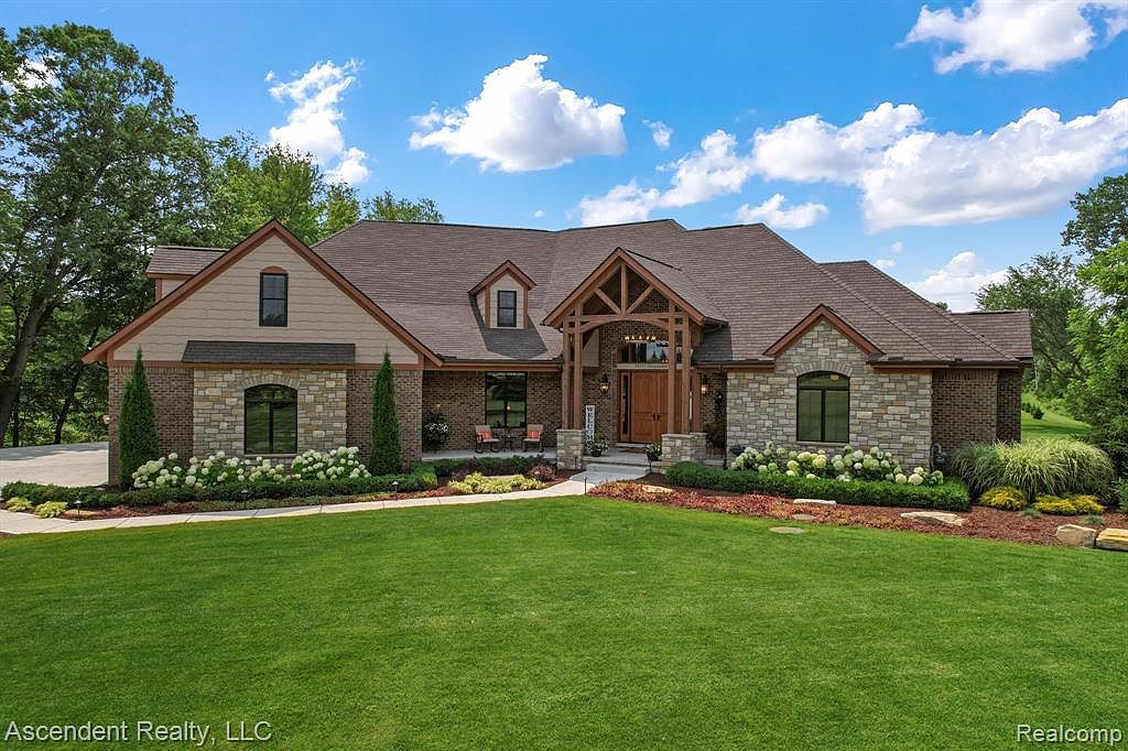 74253 Dequindre Rd, Leonard, MI 48367 | MLS #20230087892 | Zillow