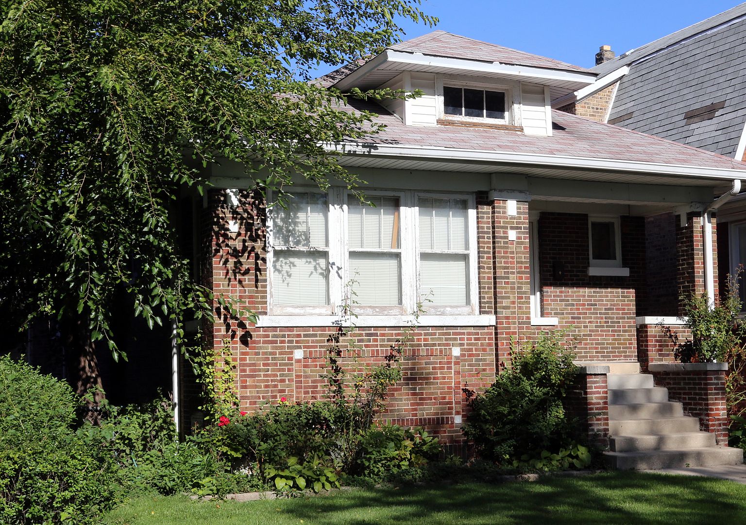 4648 N Kennicott Ave, Chicago, IL 60630 | Zillow