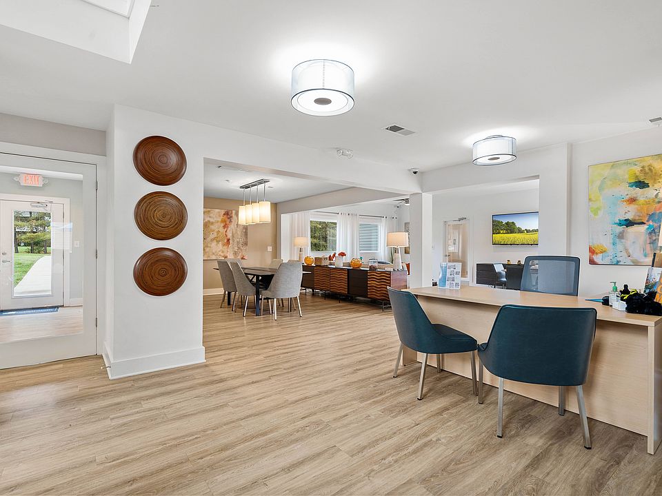 Hawthorne at Oak Ridge - 5855 Old Oak Ridge Rd Greensboro NC | Zillow