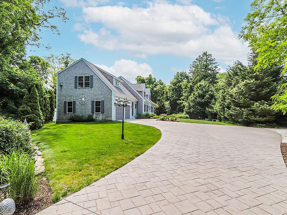 Falmouth Zillow Ma at Alonzo Caraway blog