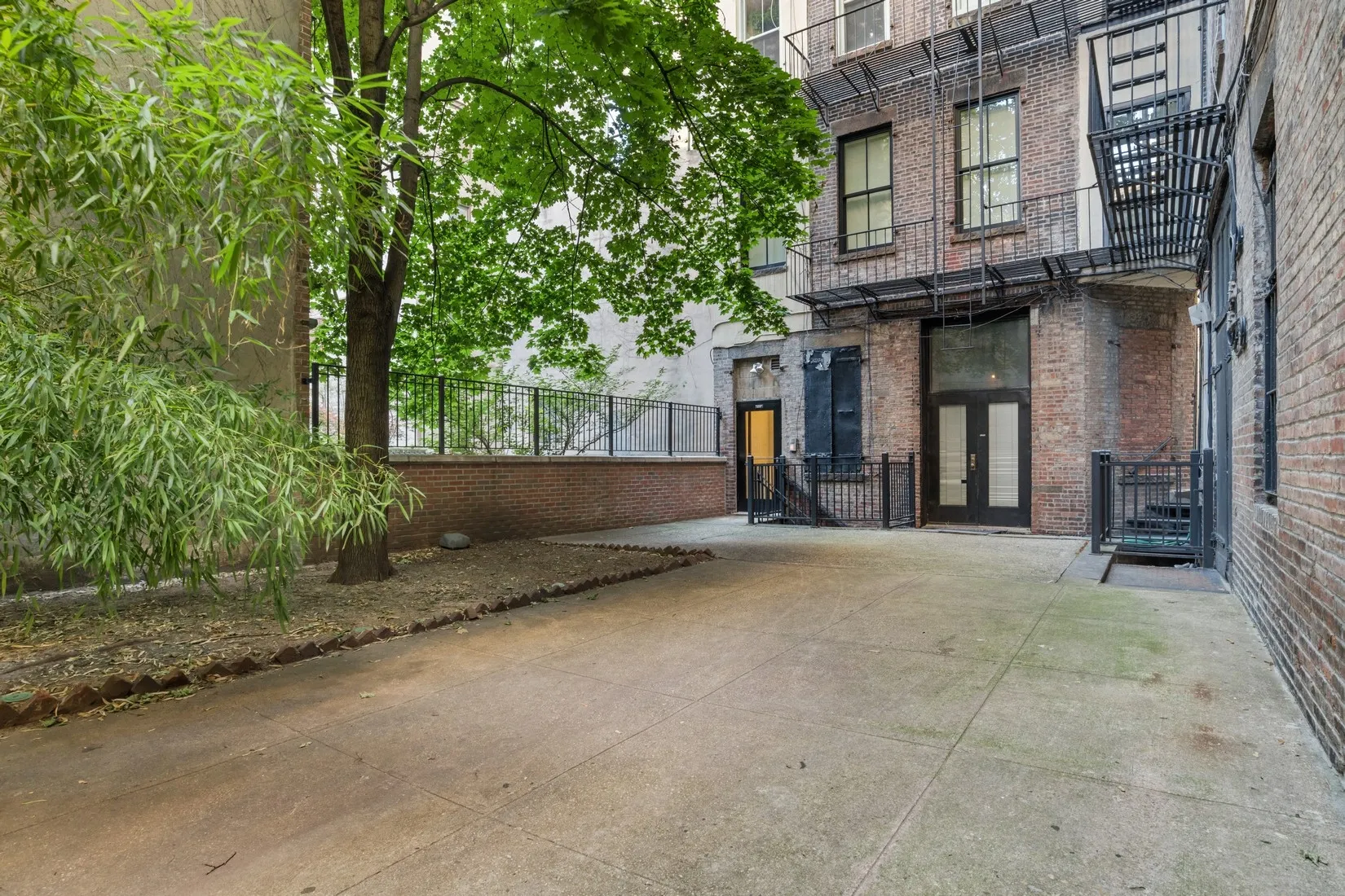 140 Sullivan Street #4/5 in Soho, Manhattan | StreetEasy