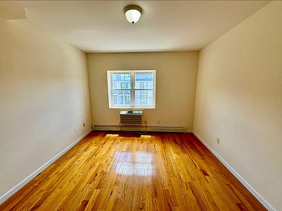 23-07 31st Ave #2, Astoria, NY 11102 | Zillow