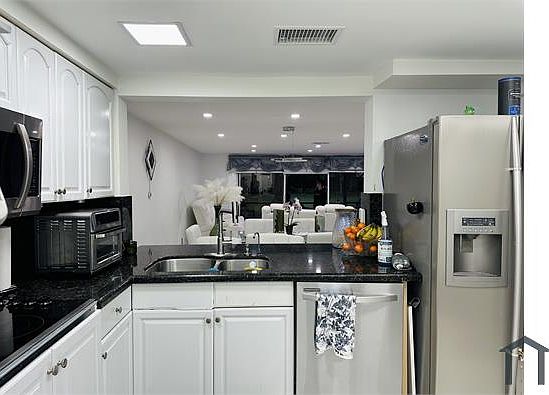 8929 Springtree Lakes Dr, Sunrise, FL 33351 | Zillow