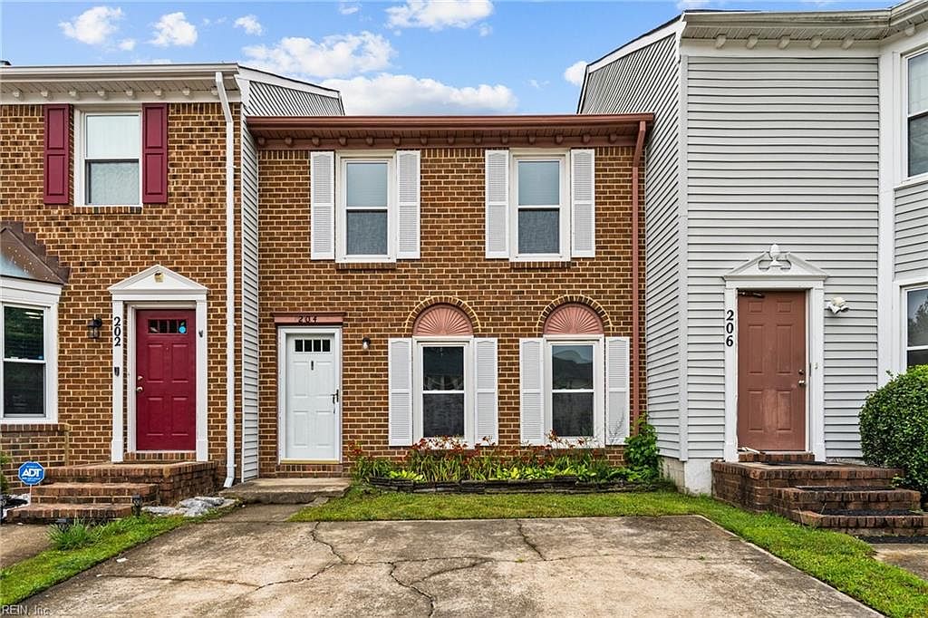 204 Stonehall Ct, Virginia Beach, VA 23462 | MLS #10491747 | Zillow