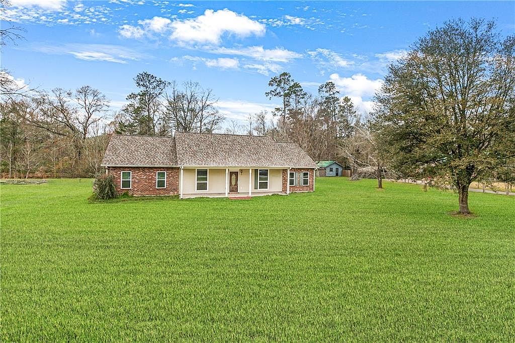 44087 Vicki Ln, Hammond, LA 70403 | Zillow