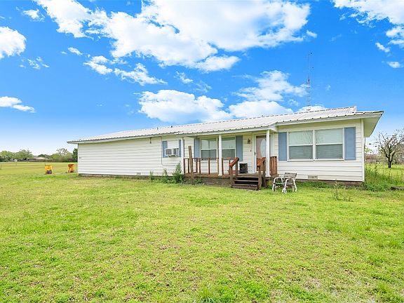 420 E Highway 22, Frost, TX 76641 | MLS #20570585 | Zillow