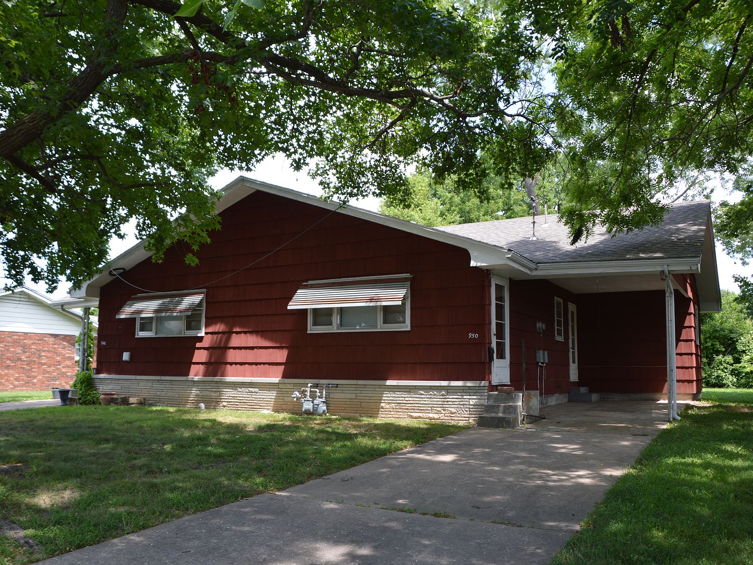 950 S Link Ave, Springfield, MO 65802 | Zillow