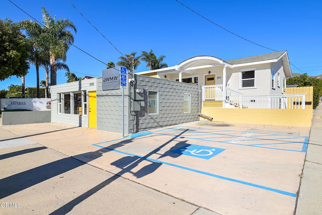 1595-1597 E Thompson Blvd, Ventura, CA 93003 | MLS #V1-21422 | Zillow