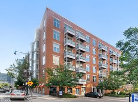 Porte - 855 W Madison St Chicago IL | Zillow