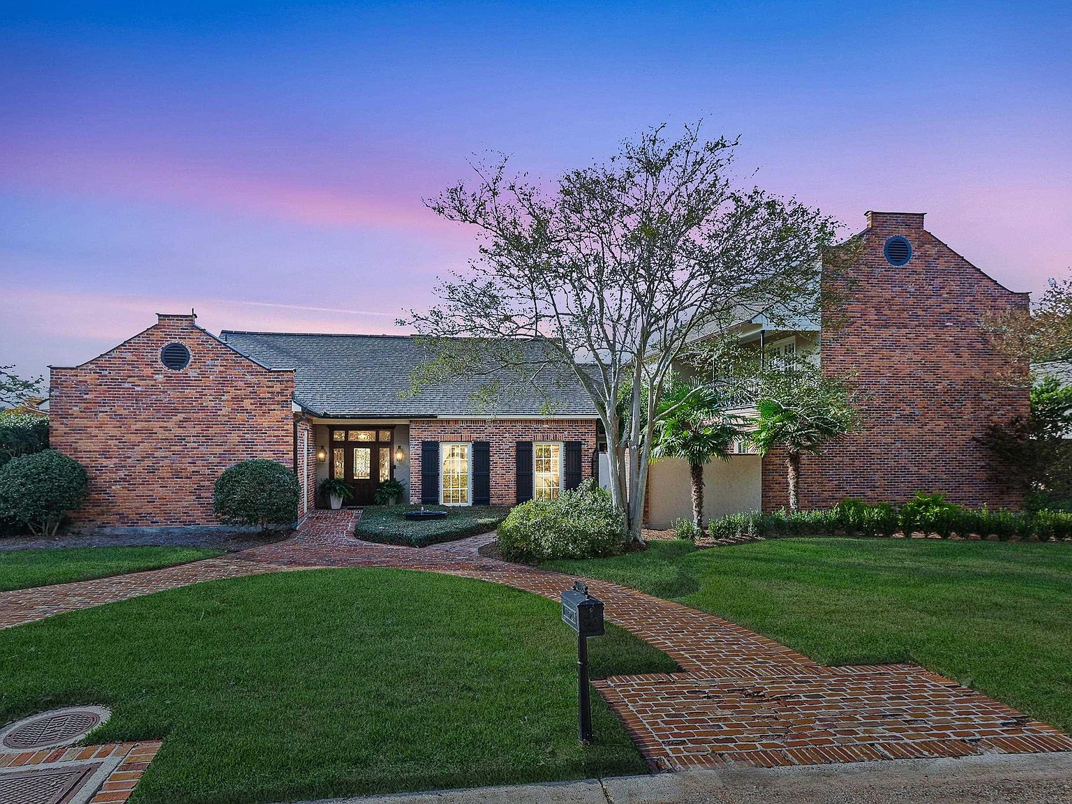 2036 Old Carriage Ln, Baton Rouge, LA 70806 | Zillow