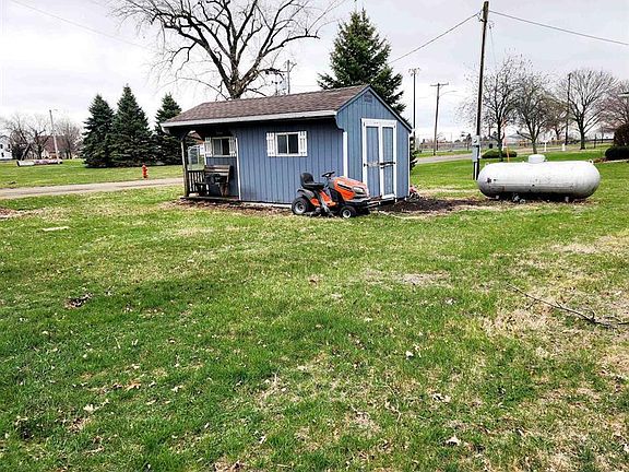 301 Highway 22, Keswick, IA 50136 | MLS #6326332 | Zillow