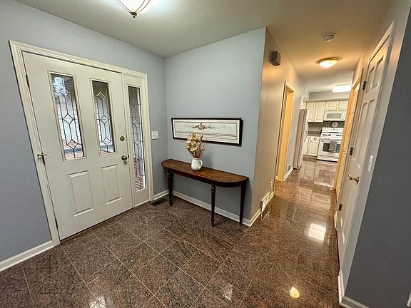 121B Eagle Pointe DRIVE, Delavan, WI 53115 | MLS #1857073 | Zillow