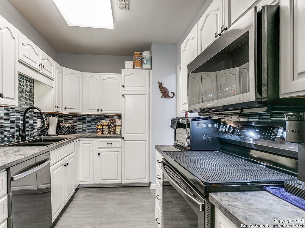 1 Towers Park #211, San Antonio, TX 78209 | MLS #1879173 | Zillow