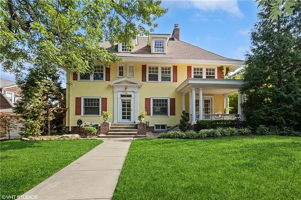 110 Morningside Dr, Kansas City, MO 64113 | Zillow