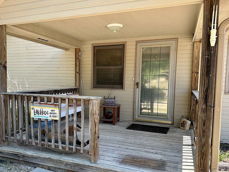 108 Waterside Cir #HS-2, Council Grove, KS 66846 | MLS #11187128 | Zillow