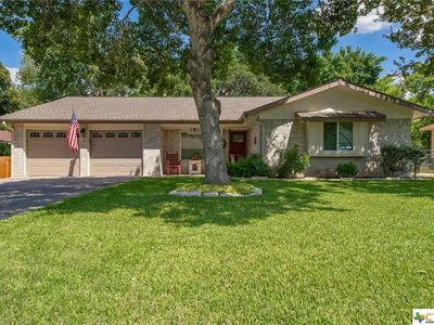 1025 Larkspur, New Braunfels, TX 78130 | Zillow