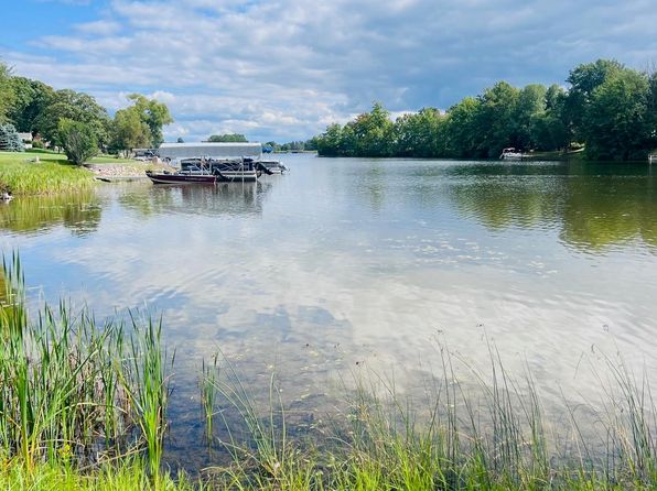 Waterfront - Lake Isabella MI Waterfront Homes For Sale - 13 Homes | Zillow
