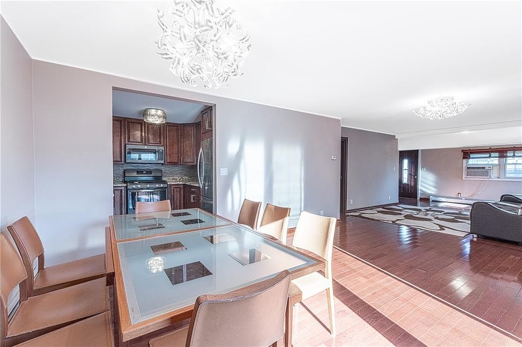 19 Hyman Ct, Brooklyn, NY 11229 | Zillow