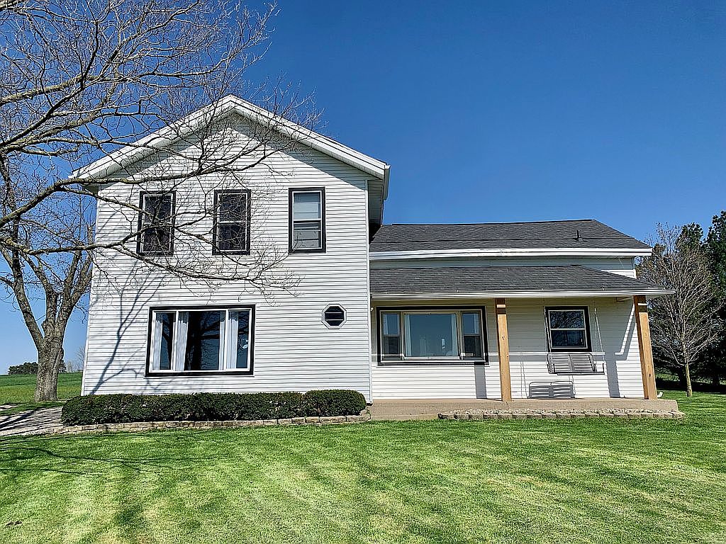 17252 40th Ave, Conklin, MI 49403 | Zillow
